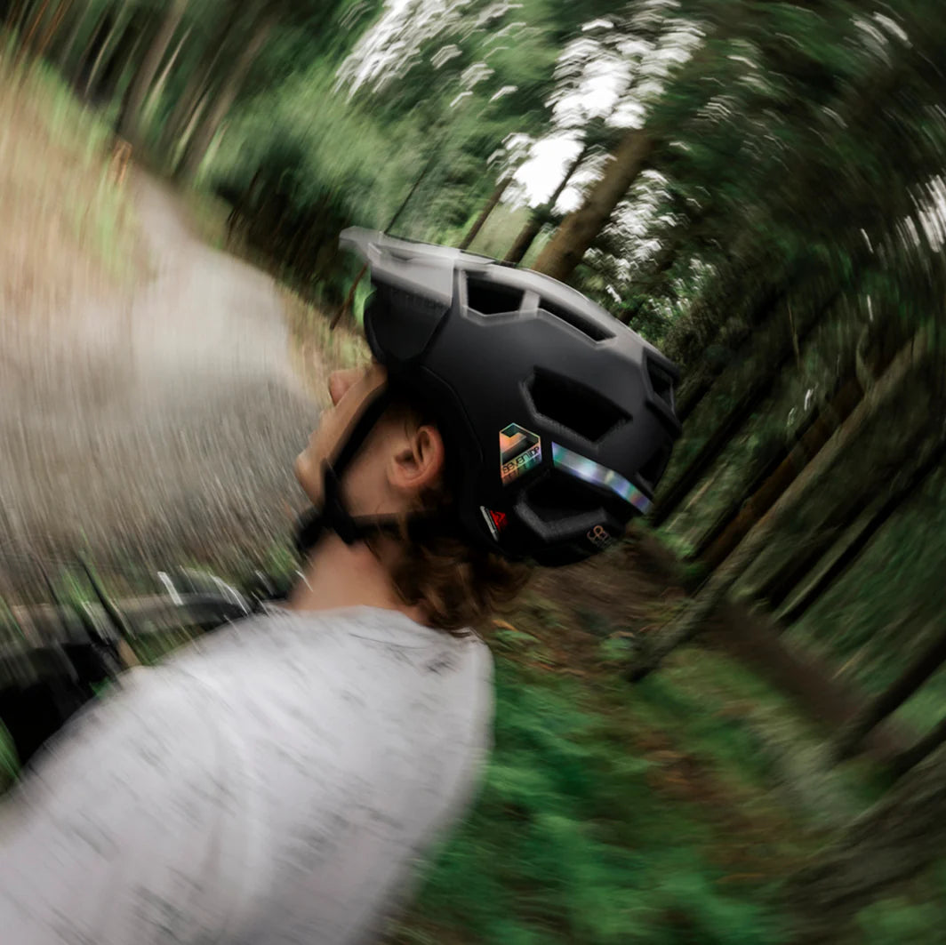 NEW! PROJECT.21 Helmet – 7iDP (US)